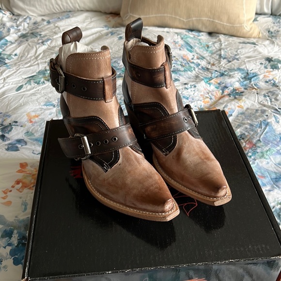 Freebird by Steven | Shoes | Freebird By Steven Mayhem | Poshmark